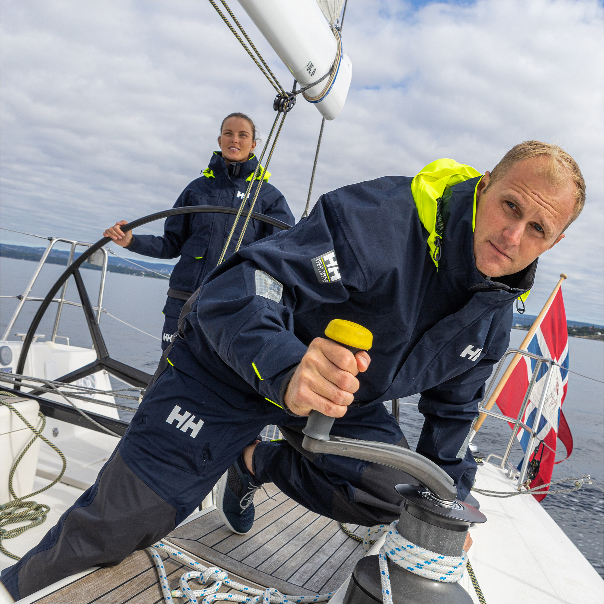 2024 Helly Hansen Mens Pier Sailing Jacket 34156 - Navy - Sailing ...