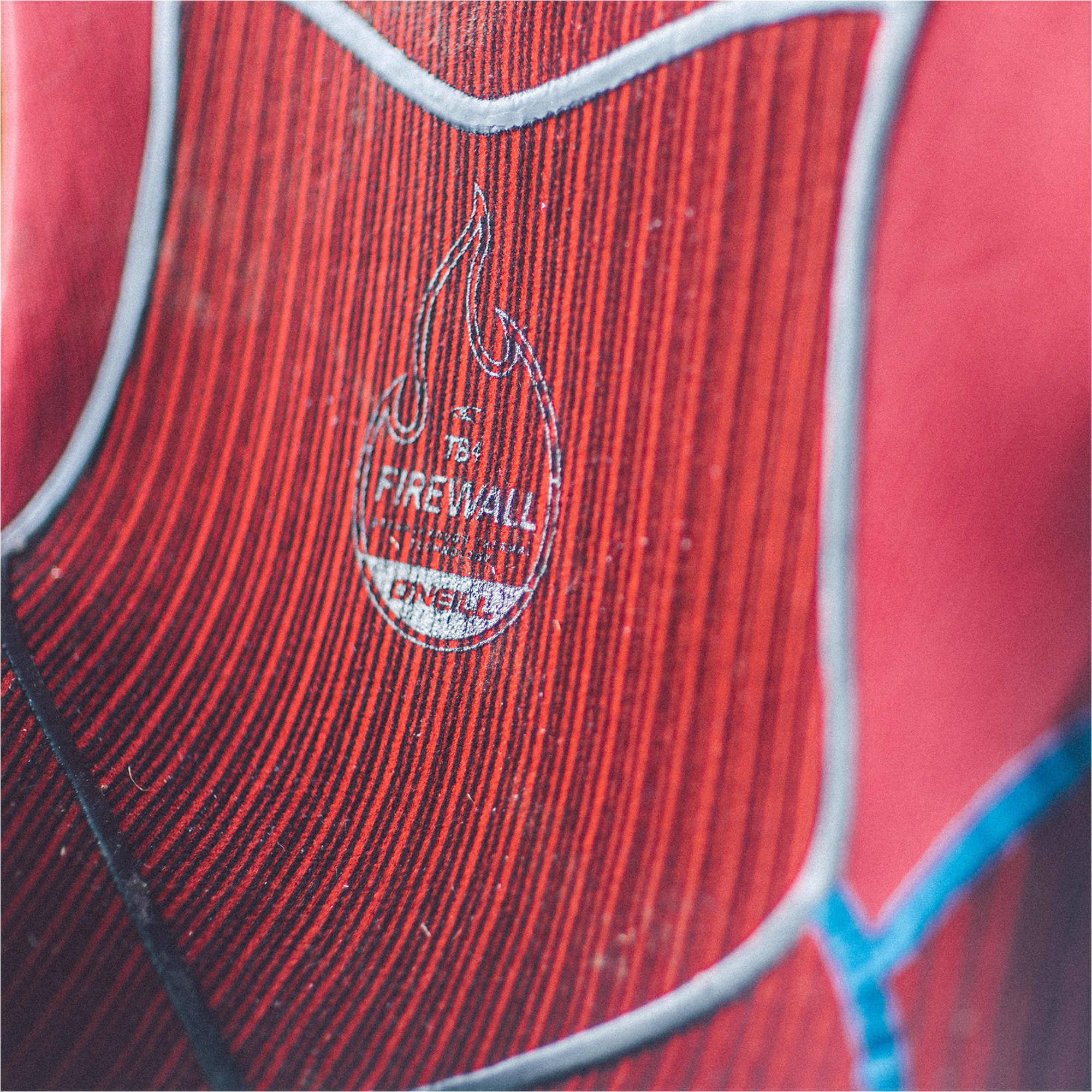 2025 O'Neill Mens Psycho Tech 6/4mm Chest Zip Hooded Wetsuit 5545 ...