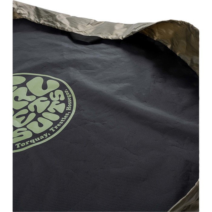 2024 Rip Curl Surf Series Change Mat BUTAW9 - Black - Accessories ...