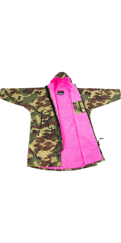 Dryrobe Change Robes & Beach Accessories | Wetsuit Outlet